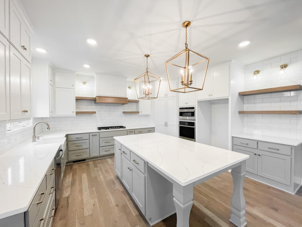 Matching Quartz Countertops to Cabinet Colors for Your Dream Kitchen